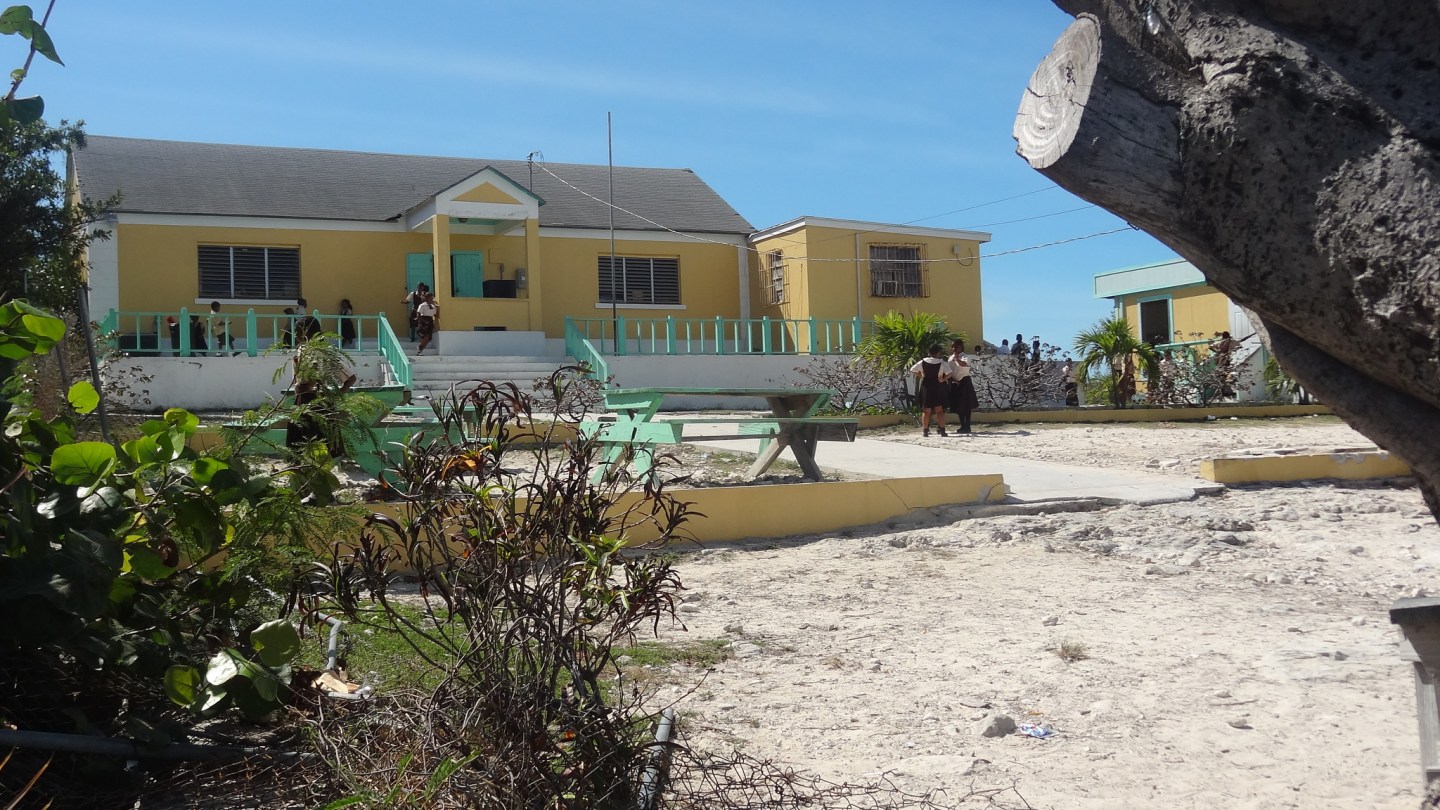 THE BAHAMAS OUT ISLANDS: A WEEK IN THE EXUMAS | The Weekend Roady